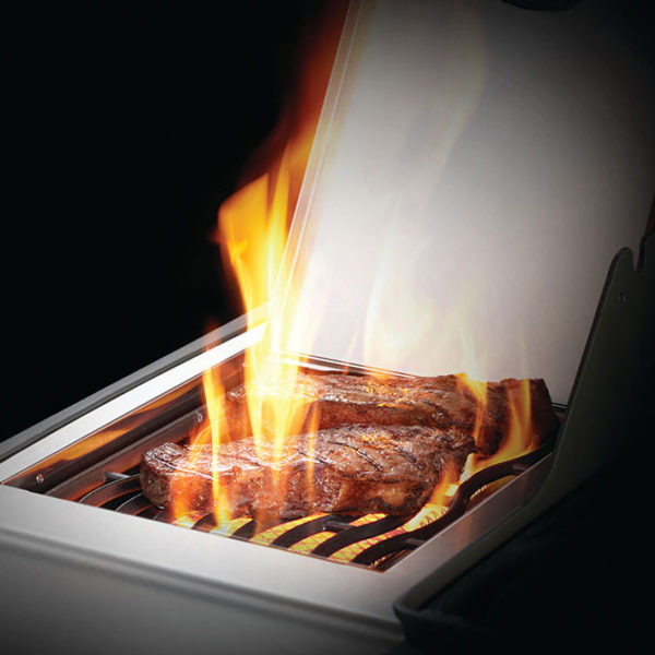 Napoleon Gas Barbecue Rogue XT 365 SIB