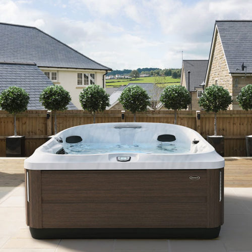 Jacuzzi® J-475™ Hot Tub (6-7 person) - Firehouse
